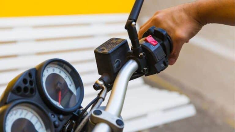 13 Reasons Your Motorcycle Is Not Starting (Solution)