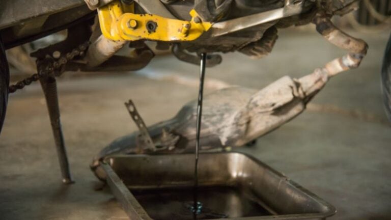 What Happens If You Put Too Much Oil In A Motorcycle?- (4 Symptoms)
